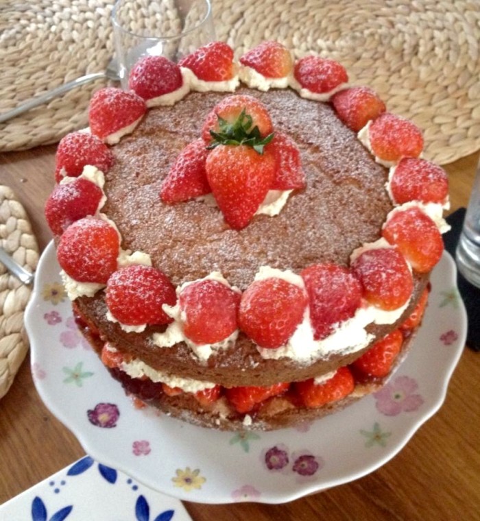 The Perfect Victoria Sponge Cake